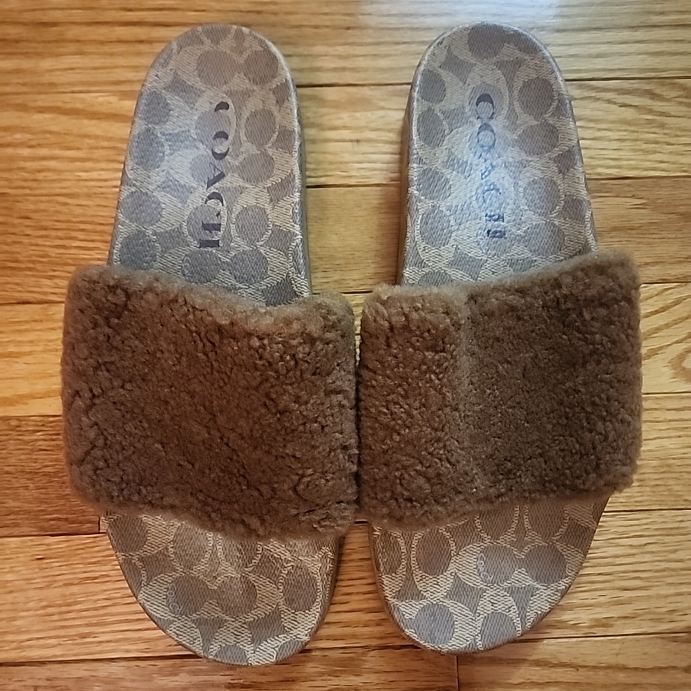 Coach Ulla Shearling Logo Pool Slide Sandals - Gem